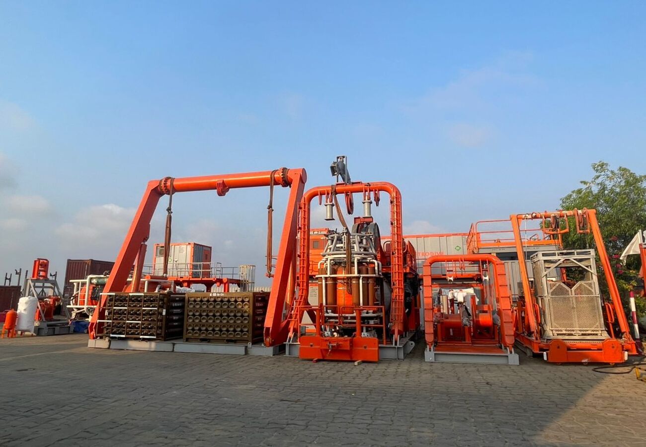 Montage de notre PDS1 sur notre base ILOGS au Congo